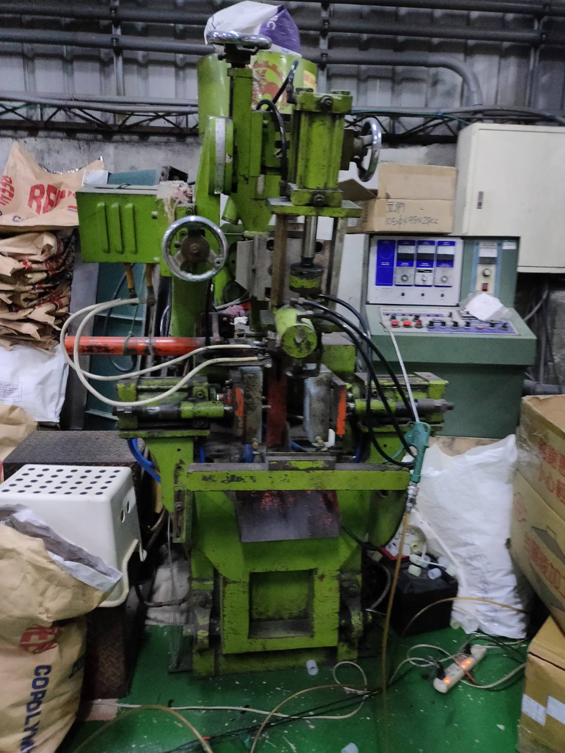 USED INJECTION MOLDING MACHINES / Hight-Quality / Cost concessions ...