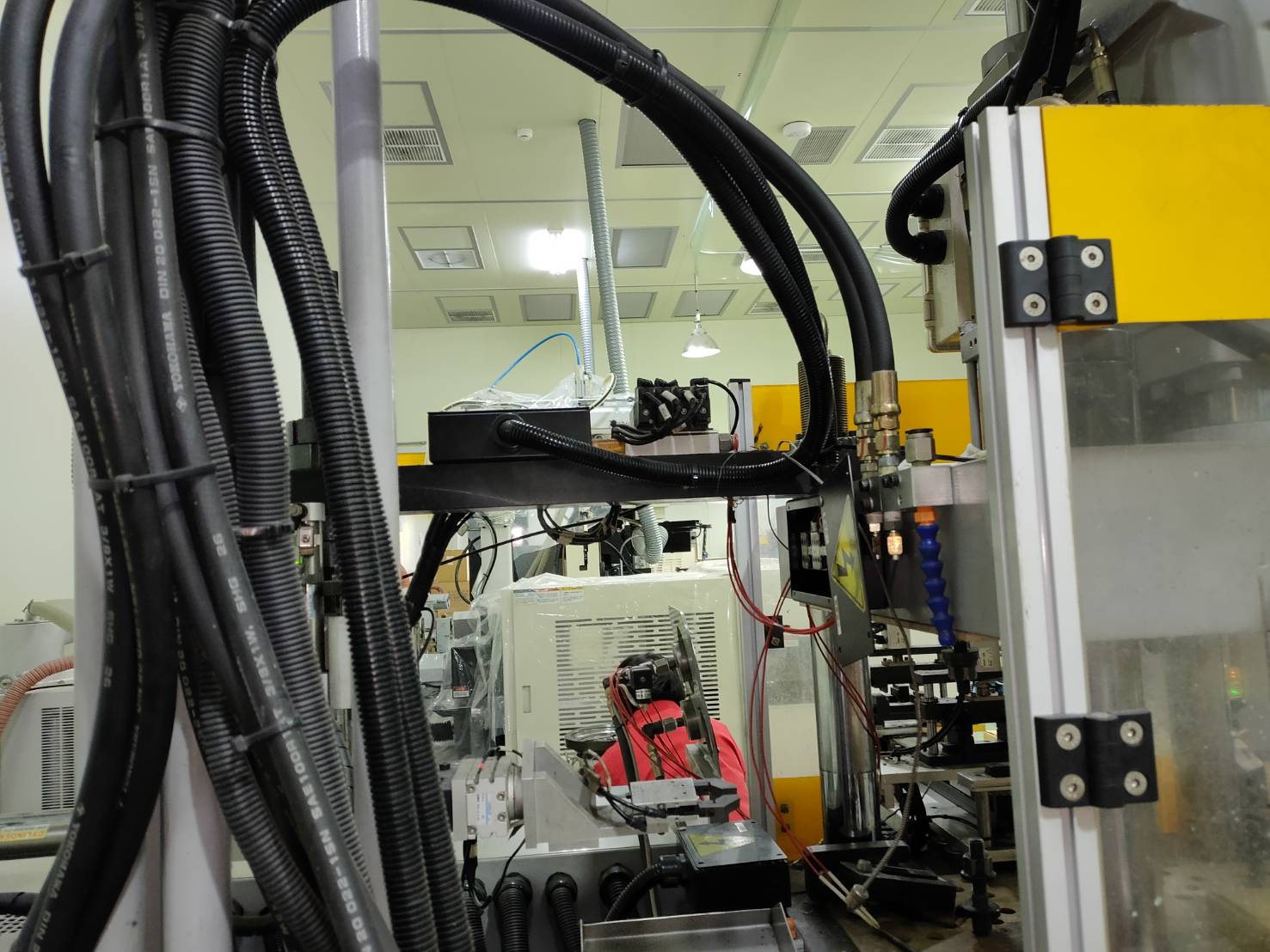 Multiplas Vertical injection vertical molding machines , used Multiplas ...